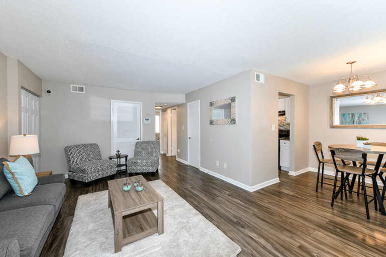 2800 Capital Square Apartment Homes | Gallery
