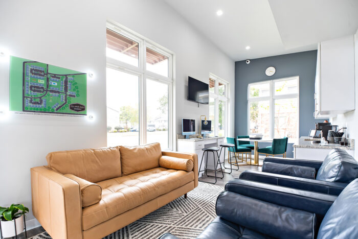 2800 Capital Square Apartment Homes | Gallery